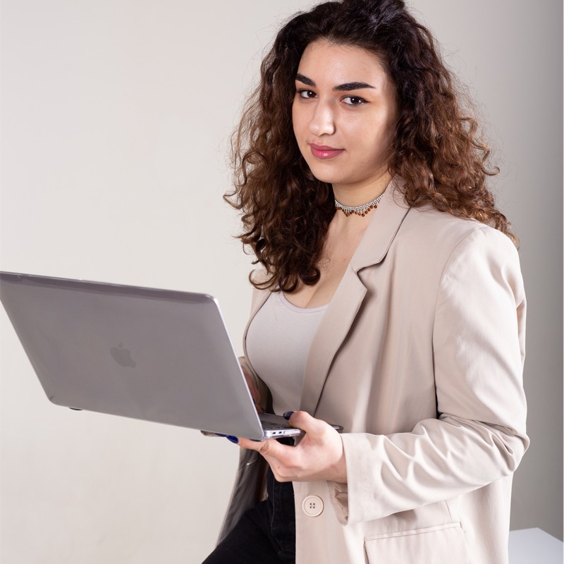 Inessa Arshakyan | Digital & Product Marketing